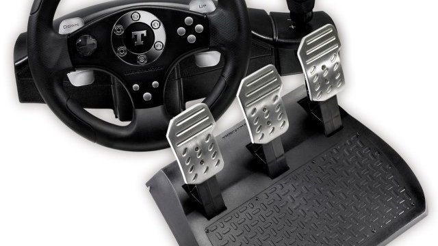 Présentation du volant Thrustmaster RGT Pro Force Feedback Clutch ...