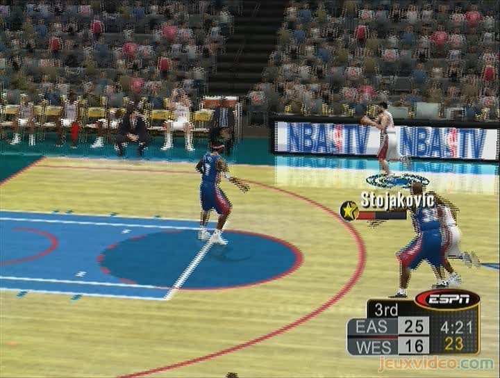 Gameplay ESPN NBA 2K5 : East Vs West - jeuxvideo.com