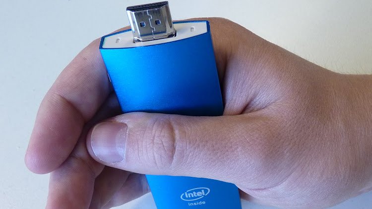 Archos PC Stick : un PC Windows 10 qui tient dans la main - Actualités ...