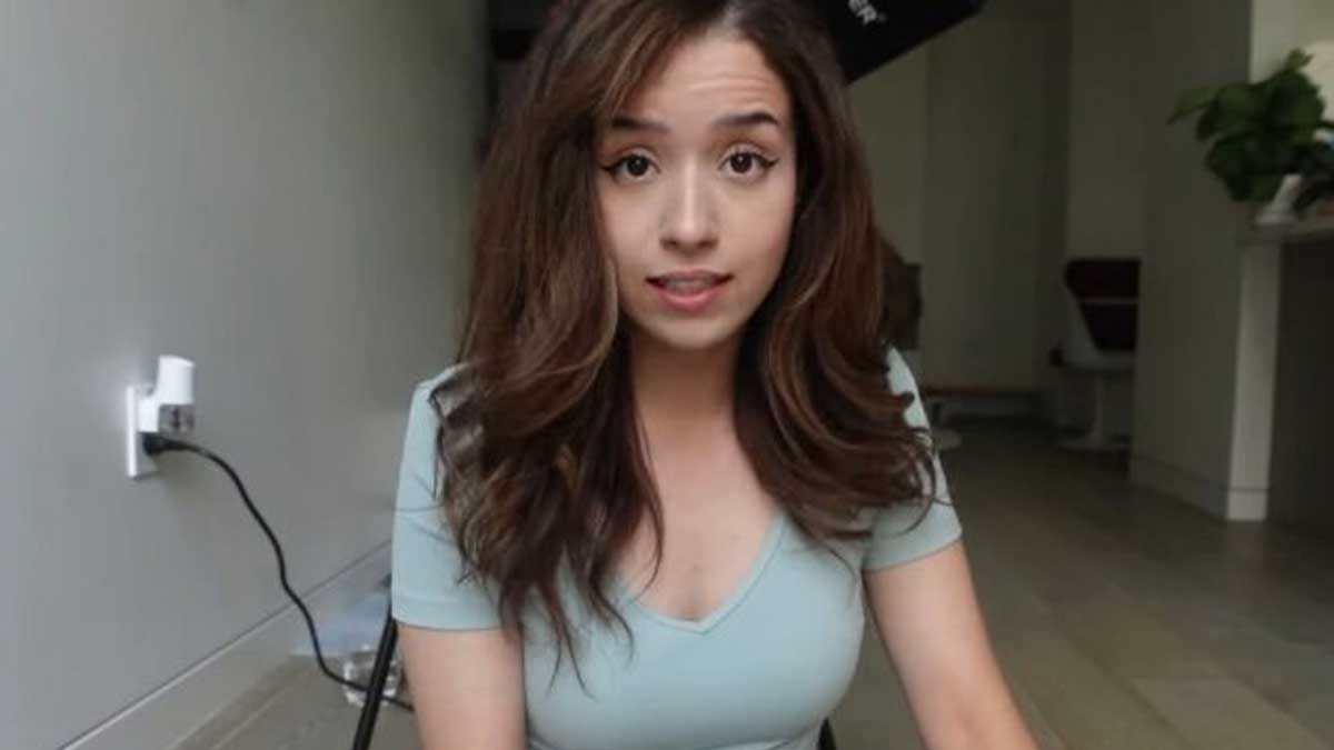 Pokimane délaisse Twitch pour une autre plateforme, où retrouver la ...
