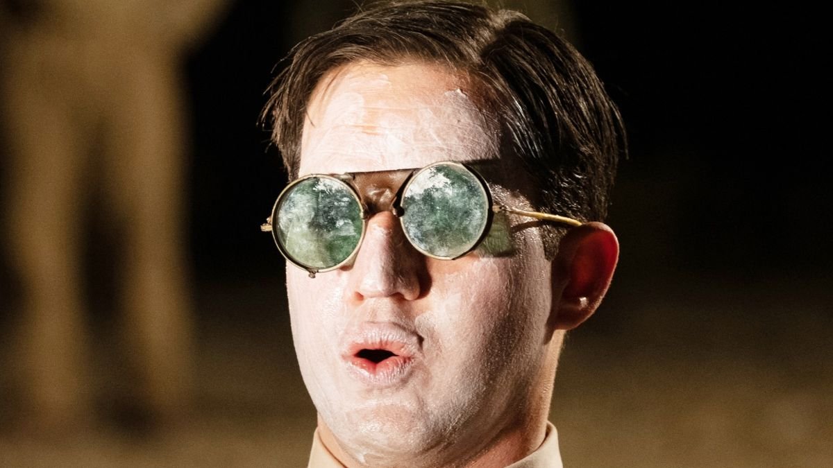 "Mange plus de fromage"... C'est le conseil donné par Christopher Nolan ...