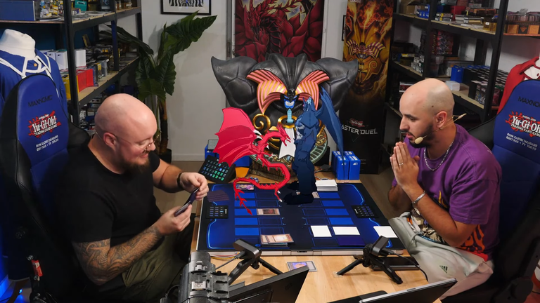 Yu-Gi-Oh! : Zouloux réalise le rêve de tous les fans ! - jeuxvideo.com