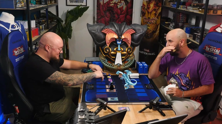 Yu-Gi-Oh! : Zouloux réalise le rêve de tous les fans ! - jeuxvideo.com