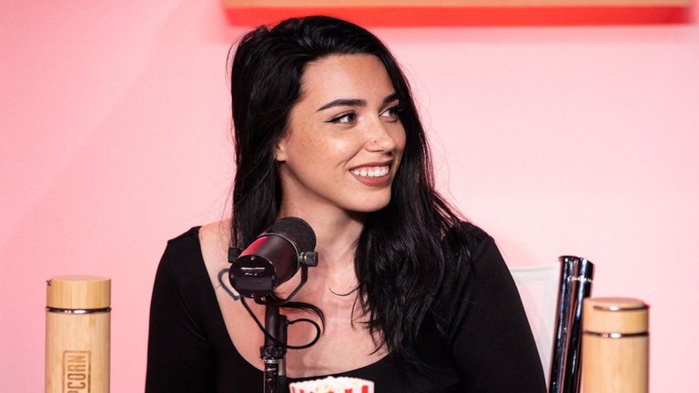 AVAMind : la streameuse Twitch annonce en exclu son nouveau projet lors ...