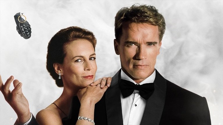 James Cameron plante un avion sur le toit d'un gratte-ciel dans ce film ...