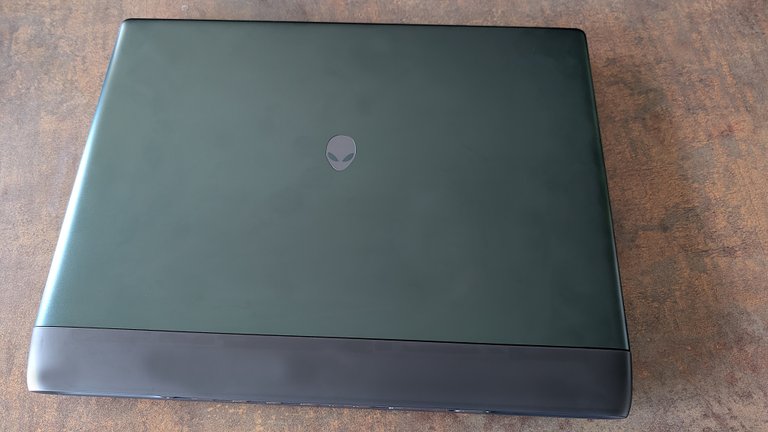 Test PC portable Alienware 18 Area-51 : le nouvel ovni suréquipé de ...