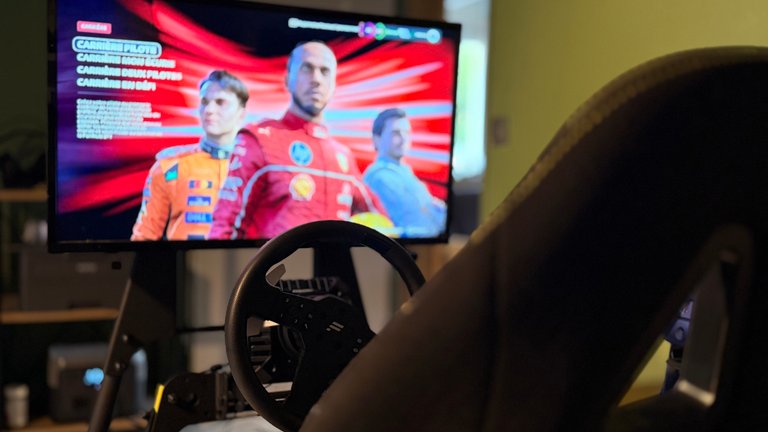 J'ai testé le bundle complet du cockpit CSL de Fanatec : un vrai setup ...