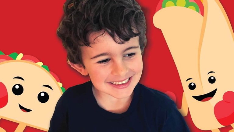 À 7 ans, ce petit garçon crée un jeu de société. Aujourd'hui, il est ...