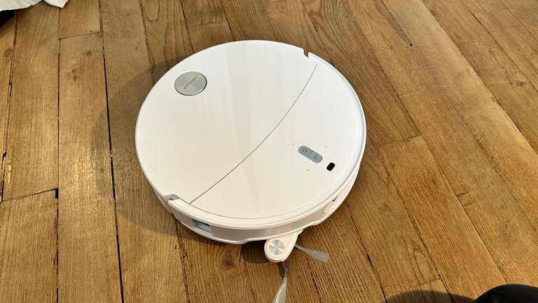 Je teste le plus beau robot aspirateur du marché : le Roborock Qrevo ...