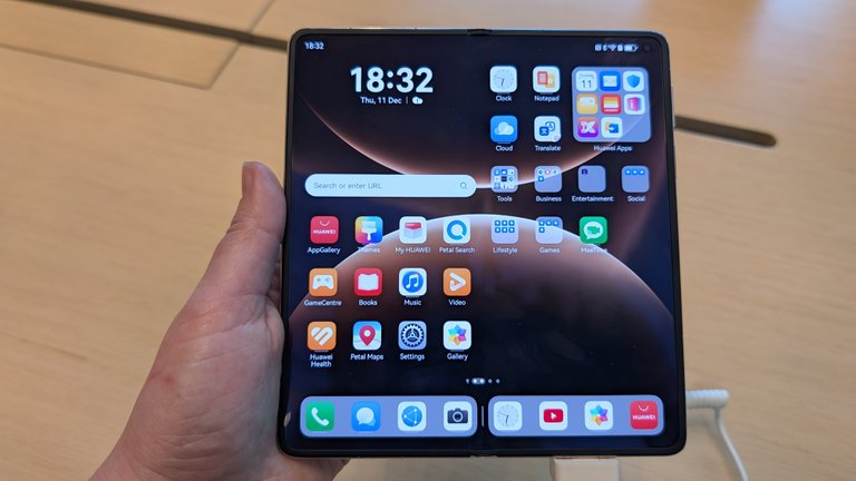 Smartphone pliable, écouteurs, tablette : j'ai vu les nouveautés Huawei ...