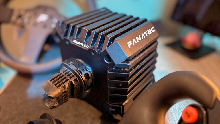 Sim Racing : Fanatec lance ses Spring Deals et certaines promos font ...