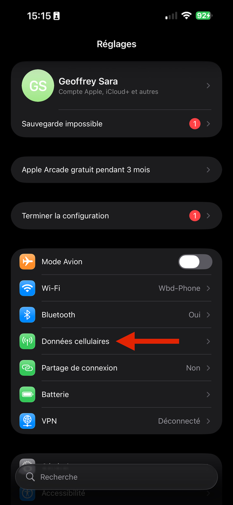 Tuto iOS 26 : comment installer une eSIM sur son iPhone - jeuxvideo.com